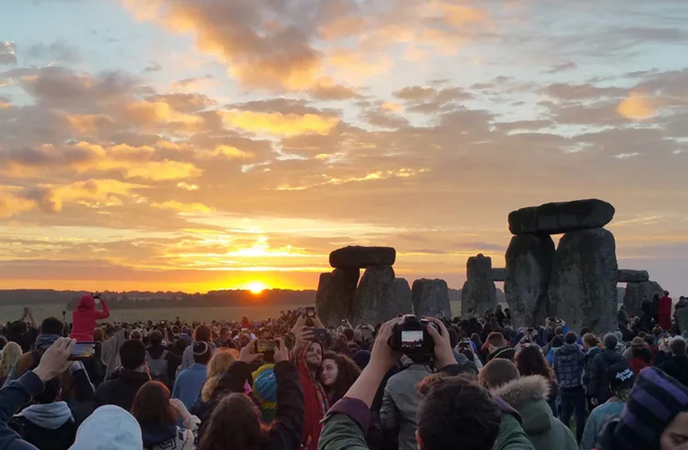 Understanding the Summer Solstice: 7 Key Facts - Arckonnect